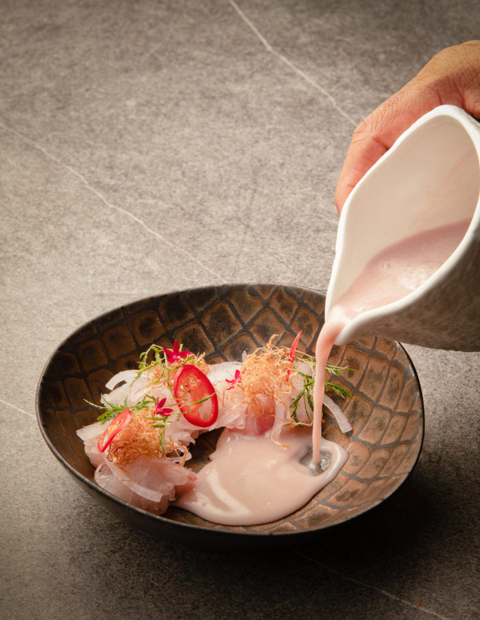 เอาใจคนรักเครื่องเทศ เปิดเมนูเด็ดจาก 'ร้าน JHOL' ร้านอาหารอินเดียร่วมสมัย