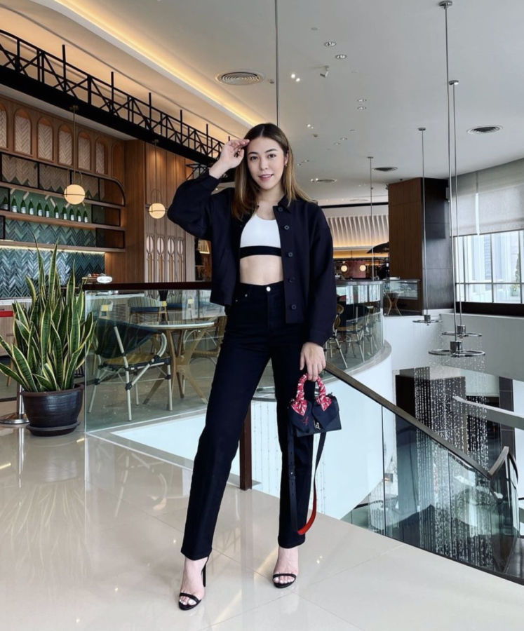 ส่องไอเดียแต่งตัว Work From Home ยังไงให้สวยปังแบบเหล่าเซเลบริตี้!