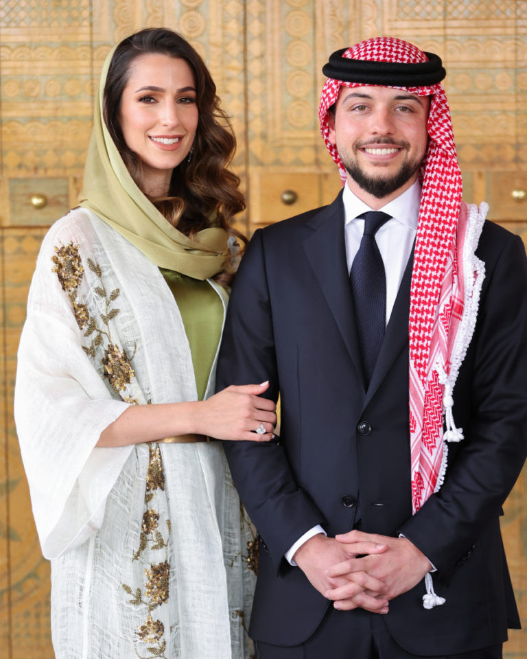 สวยสะกด! รู้จัก Rajwa Al Saif พระคู่หมั้นในมกุฎราชกุมารจอร์แดน