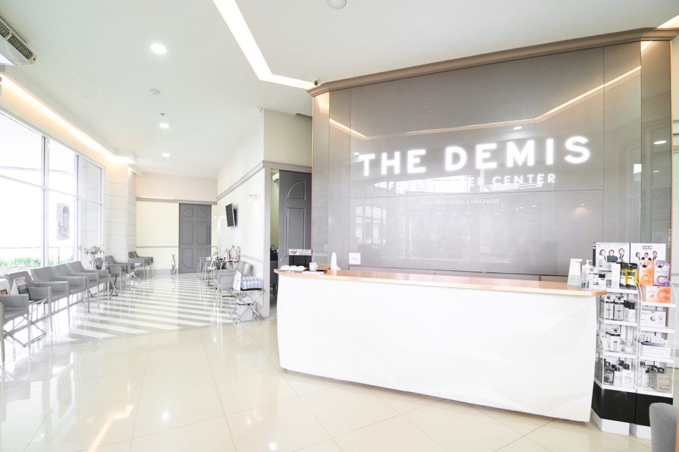 The Demis Clinic อัพเดต Ulthera ยกกระชับตั้งแต่ใบหน้าถึงรูปร่าง