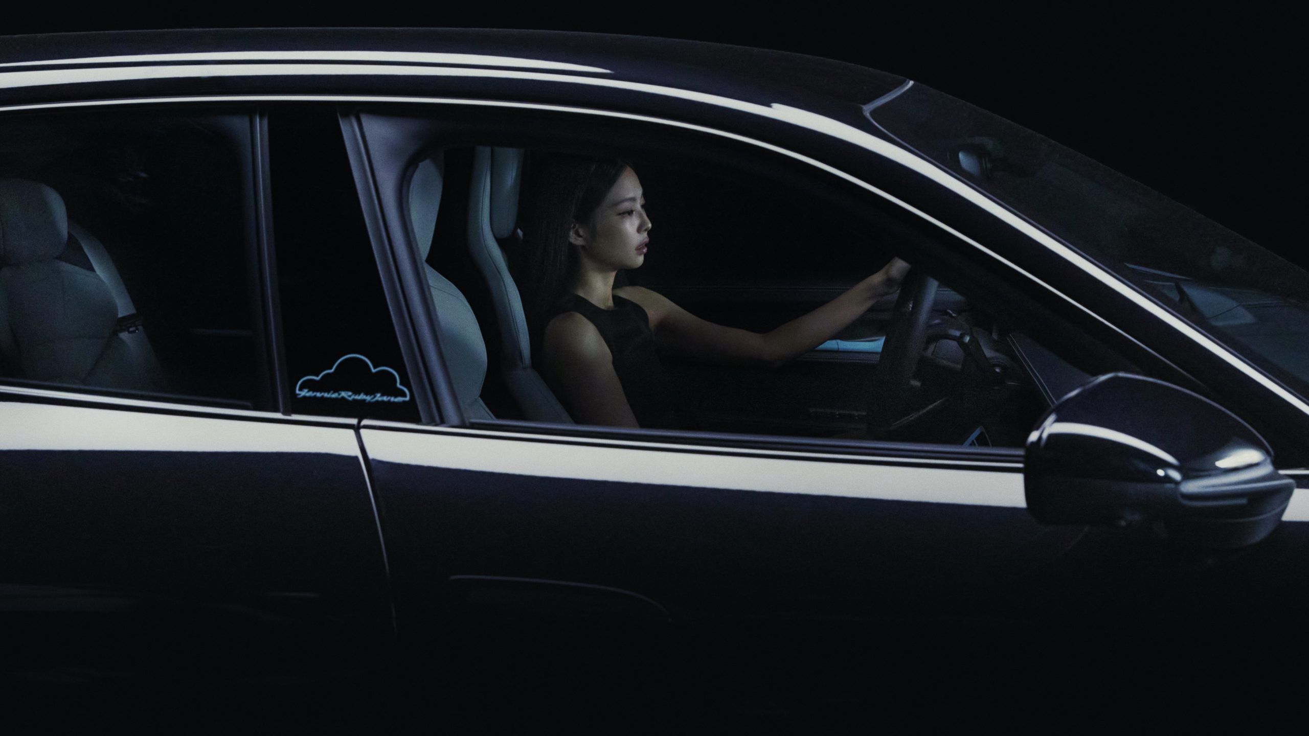 Jennie BLACKPINK จับมือ Porsche ออกรุ่น Signature ของตัวเอง