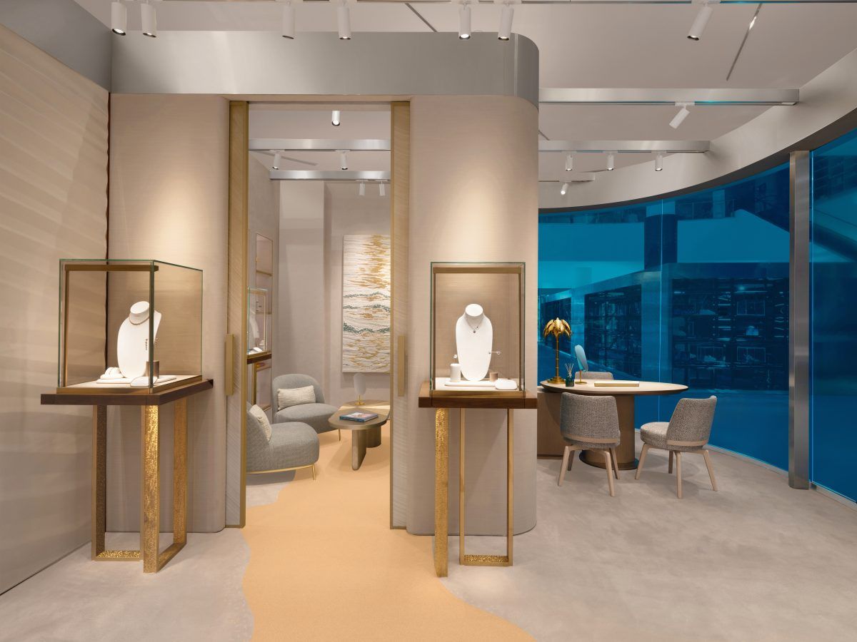 FRED Jewelry เปิดบูติกใหม่ใจกลาง พารากอน คับคั่งด้วยคนดังร่วมยินดี