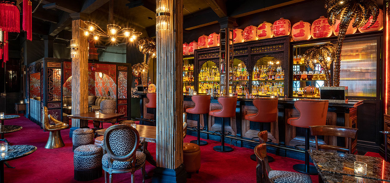 LUCKY DUCK BAR | HELLO! Magazine Thailand