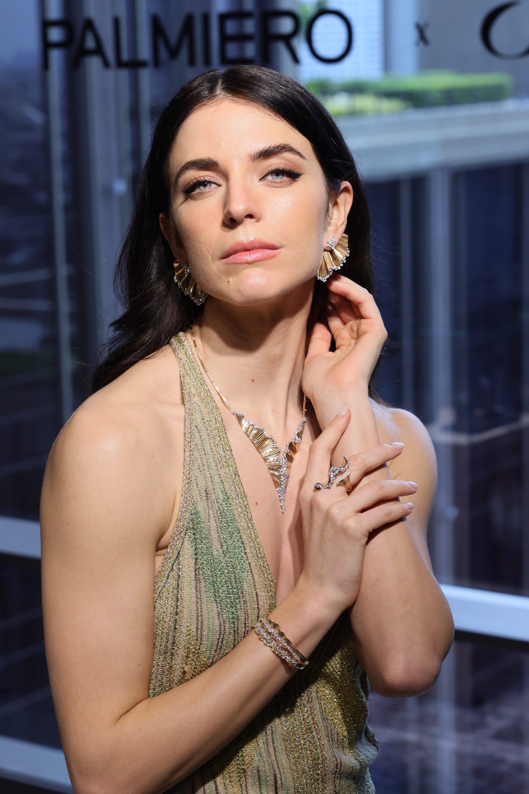 จิวเวลรี่จากอิตาลี PALMIERO เฉดสีบนพื้นที่แห่งอัญมณี