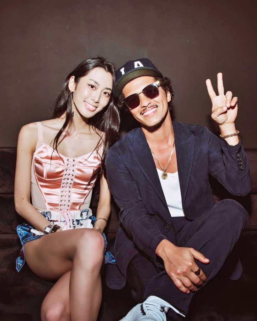 Yoo Hee Ra เซเลบเกาหลีที่ใครบอกว่าเป็น Paris Hilton เธอเป็นใครกัน?