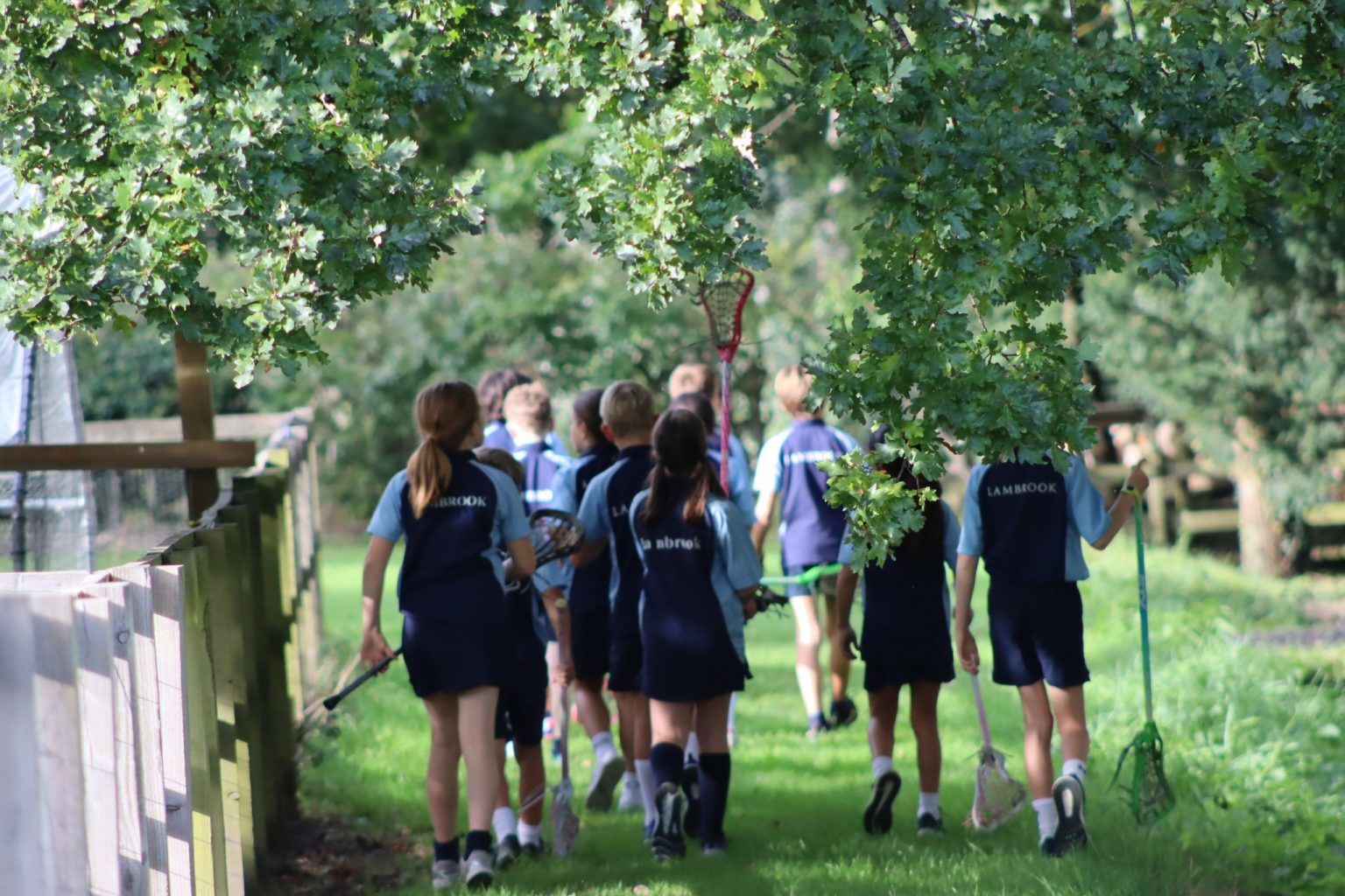 Lambrook School โรงเรียนของเจ้าชายจอร์จ เจ้าหญิงชาร์ล็อตต์ และเจ้าชายหลุยส์